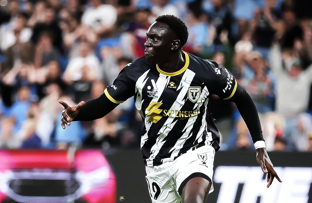 Football was the winner in incredible Sydney FC, Bulls game